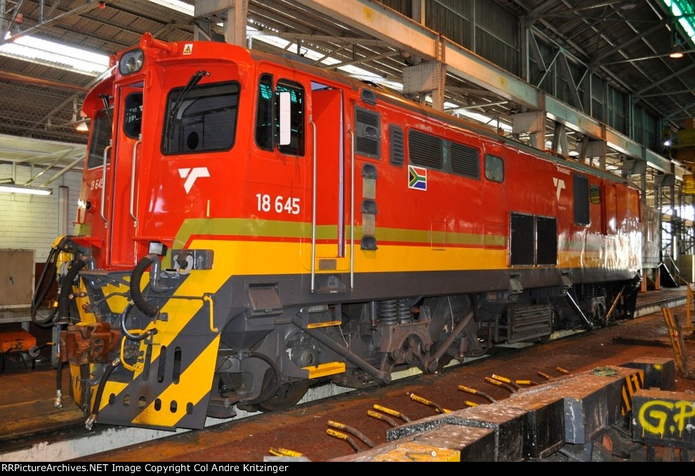 TFR Class 18E 18-645 (Series 2)